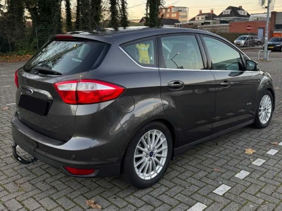 Ford C-Max 2015: 1 450 $ - Ford Дніпро на Olx