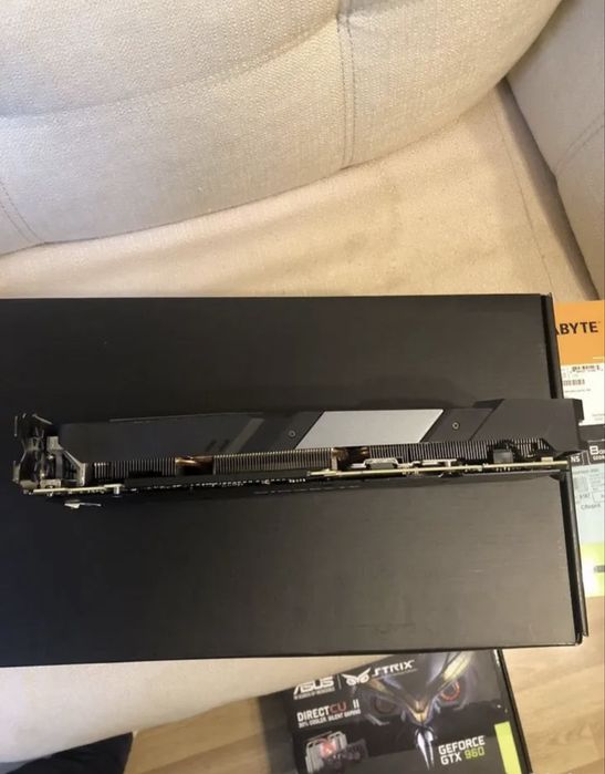 Видеокарта Gigabyte Rtx 2080 ti 11gb ddr6: 8 000 грн. - Комплектуючі та аксесуари Київ на Olx