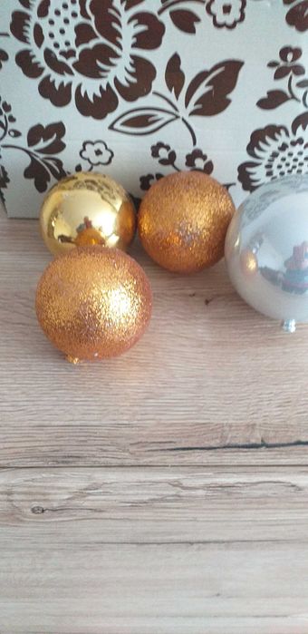 Ozdoby choinkowe Radomsko • OLX.pl