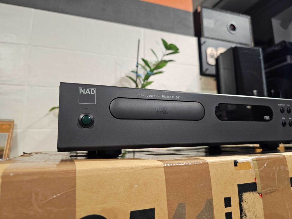 Програвач NAD C541i Дефект!: 2 700 грн. - Cd / md / вінілові програвачі ...
