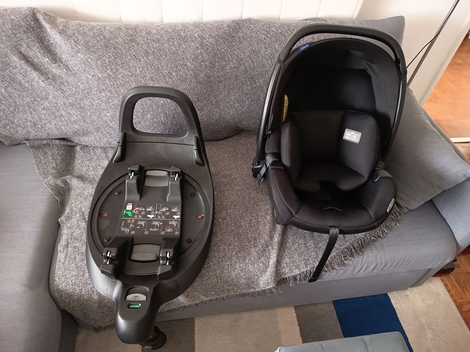 Ovo mais base full 360° da CHICCO com sistela isofix Algueirão-Mem ...