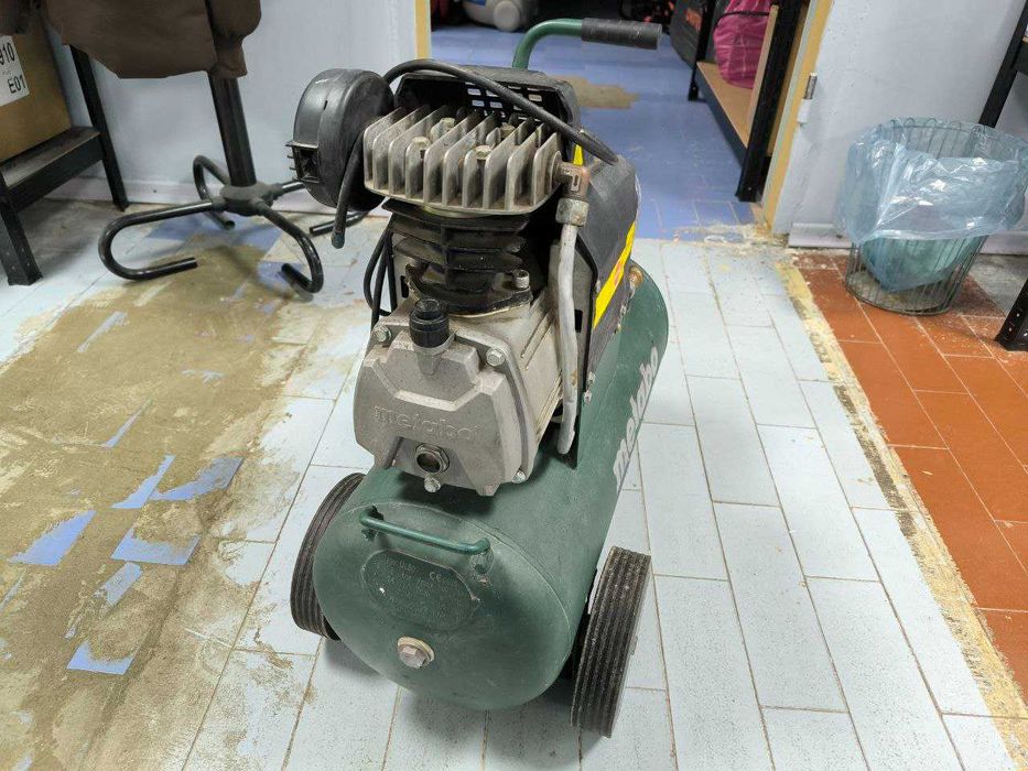 Компресор METABO basic 250-24 W: 5 900 грн. - Електроінструмент Черкаси ...