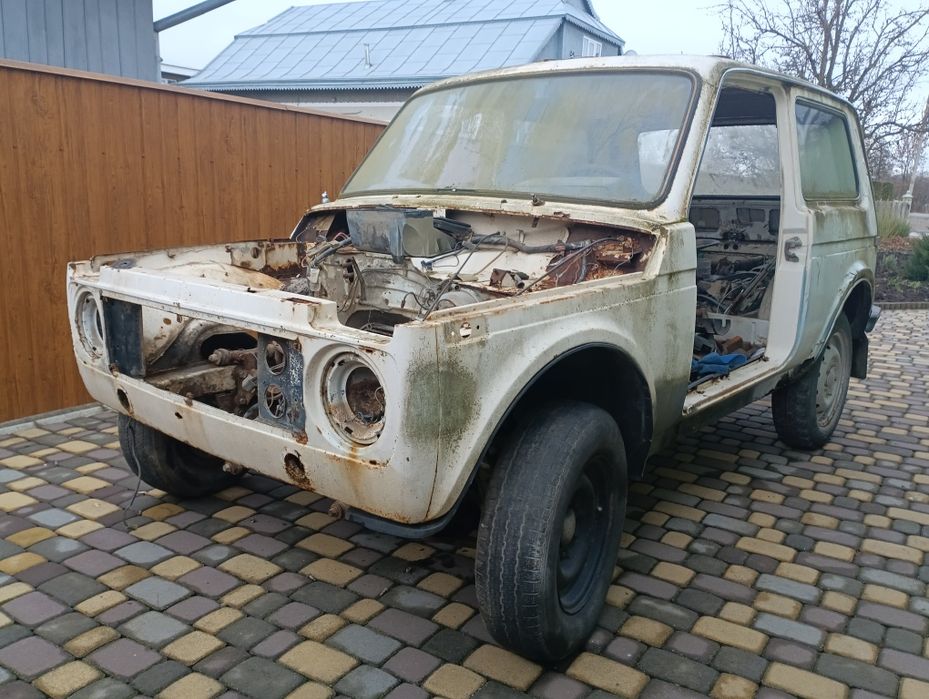 Продам Ваз 2121 нива: 300 $ - ВАЗ Вовчківці на Olx