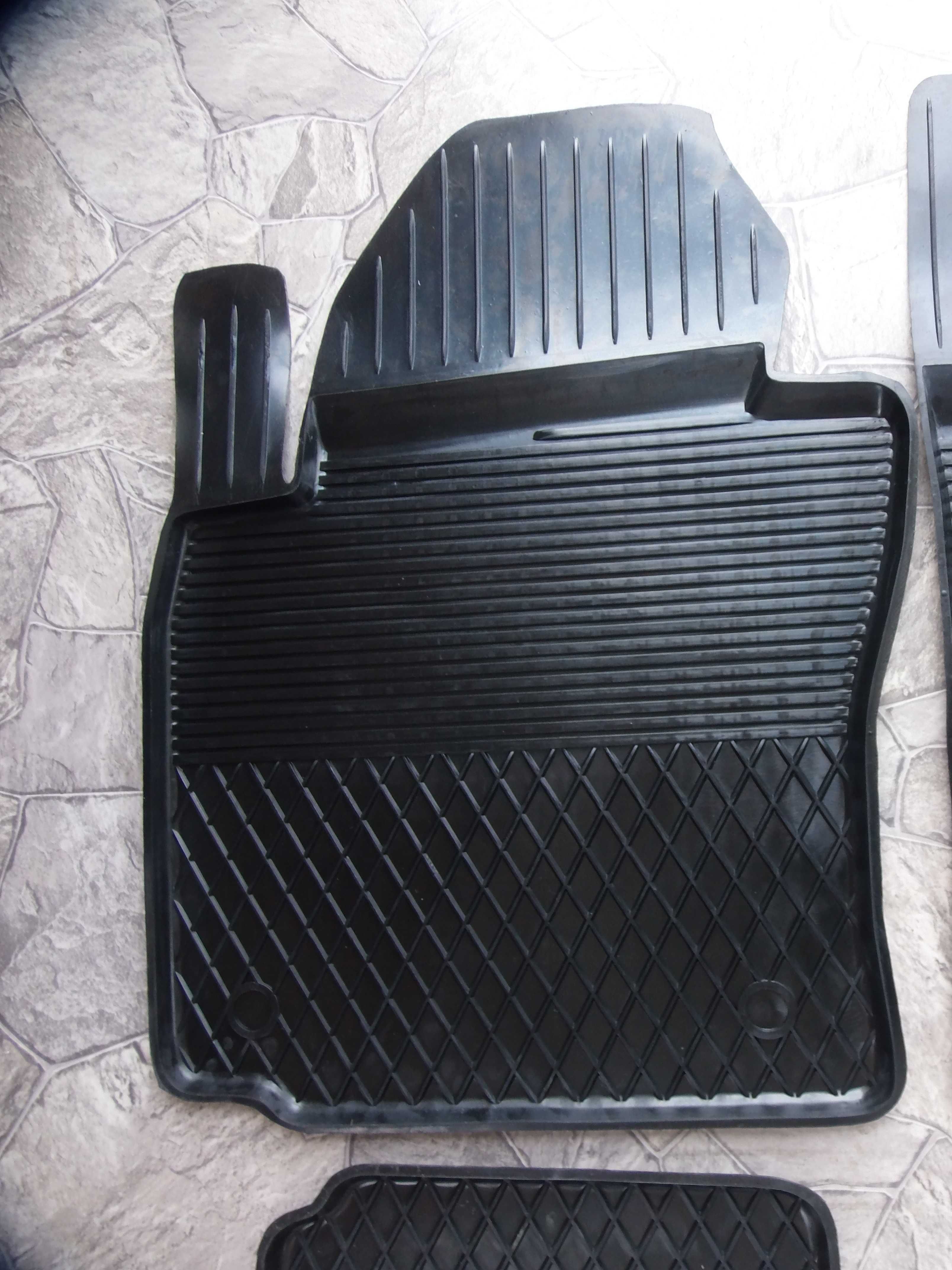 Dywaniki Gumowe VW Volkswagen PASSAT B6 B7 Dopasowane Korytkowe ... Dywaniki Gumowe VW Volkswagen PASSAT B6 B7 Dopasowane Korytkowe ...