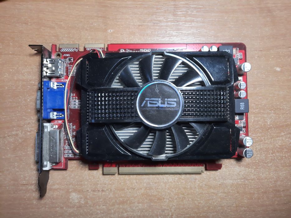 Відеокарта Asus Radeon HD 5670 1024MB GDDR5 (128bit) (DVI, VGA, HDMI): 600 грн. - Комплектуючі ...