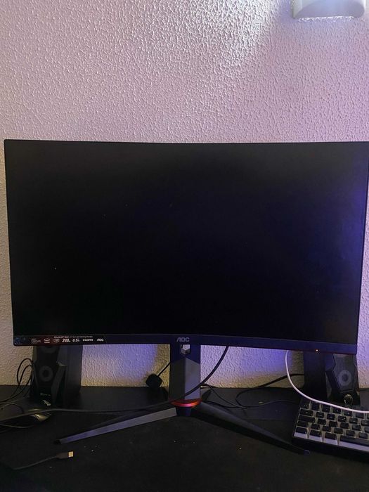 Monitor Curvo AOC 27 polegadas Quarteira • OLX.pt