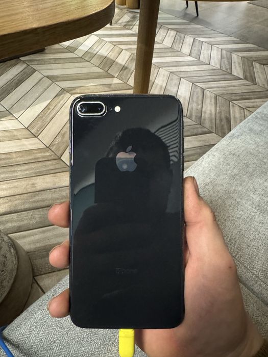 Iphone 8 plus 64gb: 2 400 грн. - Мобільні телефони / смартфони Львів на Olx