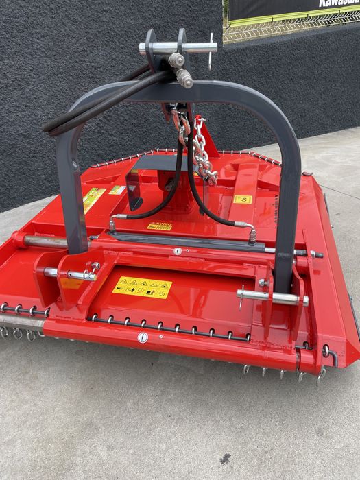 Capinadeira de trator 1,40m com deslocamento lateral Fonte Arcada E ...