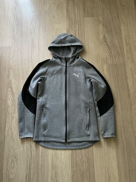 Спортивная кофта Puma: 429 грн. - Спортивні кофти Южне на Olx