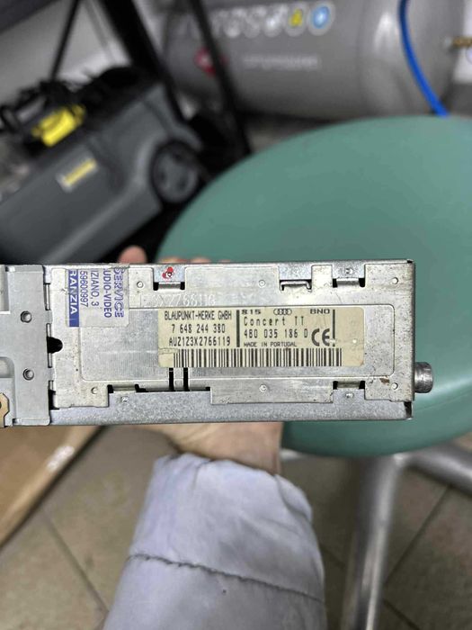 Radio AUDI TT A6 C5 Concert z kodem Kobyle • OLX.pl