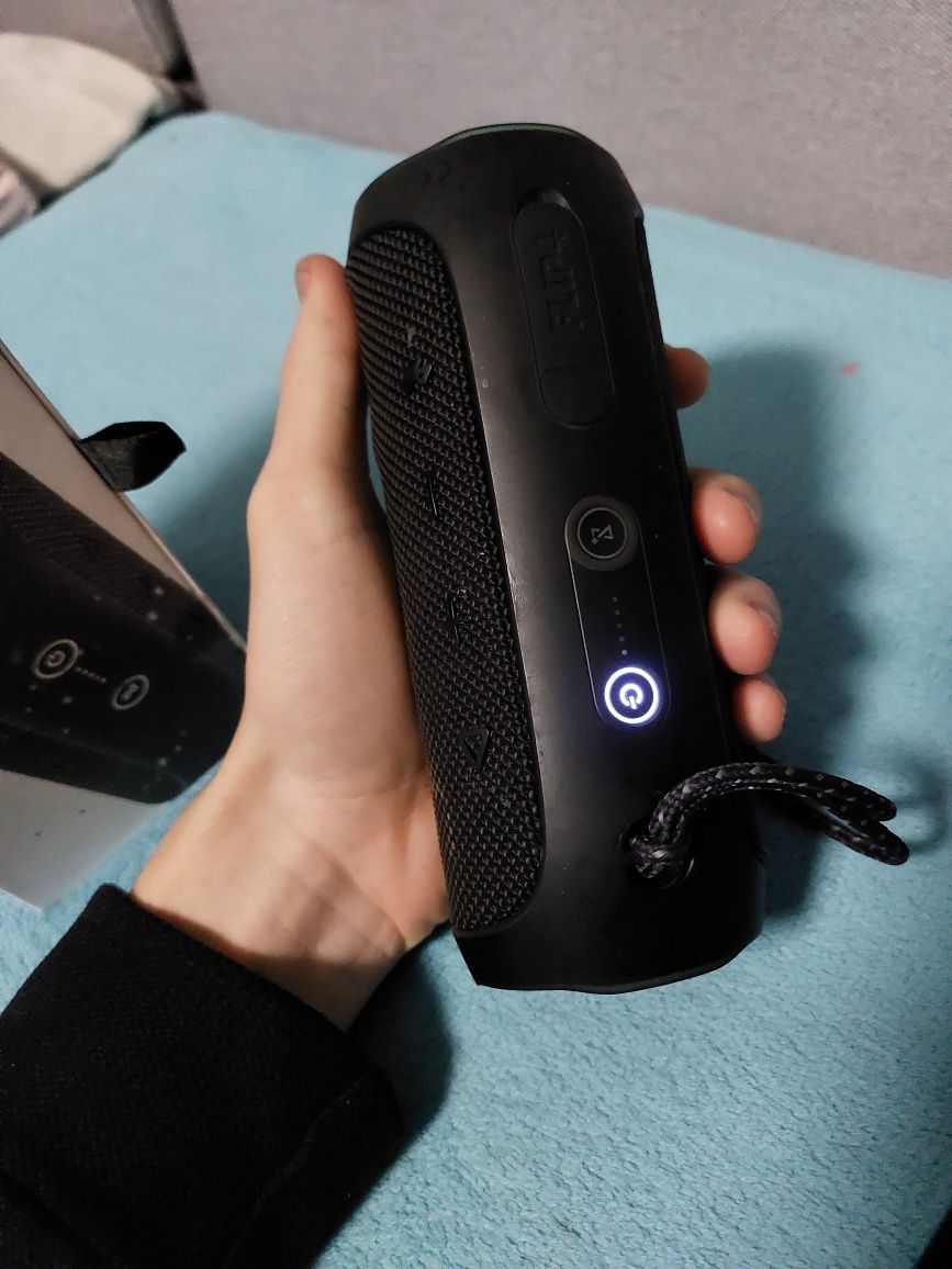 Колонка JBL Flip 4 оригінал: 2 200 грн. - Портативна акустика Київ на Olx