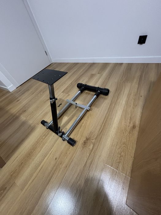 Stojak na kierownice wheal stand pro Poskwitów • OLX.pl