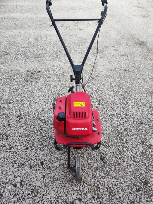 Glebogryzarka spalinowa Honda F210 Tarnobrzeg • OLX.pl