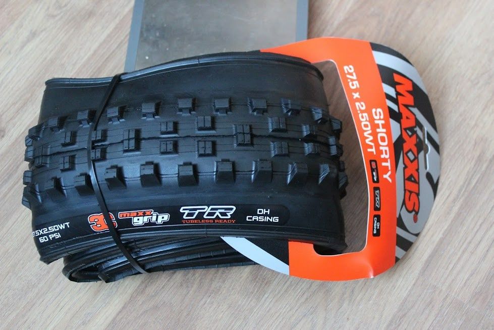 Покрышки Maxxis 27.5 29 Minion DHF Assegai Dissector Shorty Даунхил: 850 грн. - Велозапчастини ...