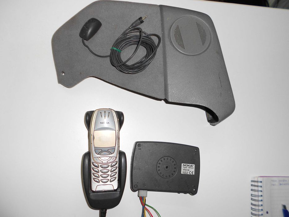 Nokia 6310i com kit mãos livres Mercedes-Benz a funcionar Odivelas • OLX.pt