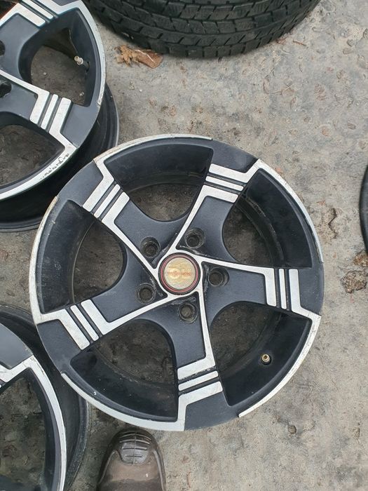 Диски R15 5/114.3 ET 38 ЦО 73.1 6.5j 4шт- 6000грн.: 1 500 грн. - Диски Київ на Olx