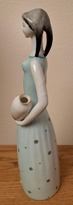 Dziewczyna z dzbanem, M. Seregely, porcelana Warszawa Wola • OLX.pl