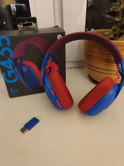 Logitech g435 wireless headphones: 650 грн. - Навушники Київ на Olx