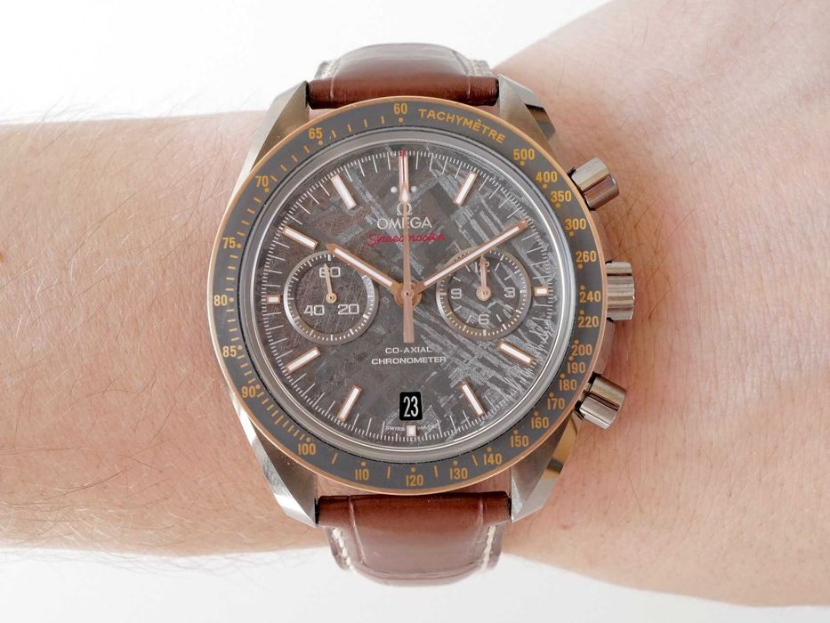 Omega Speedmaster Moonwatch Grey Side of the Moon Meteorite: 431 000 ...