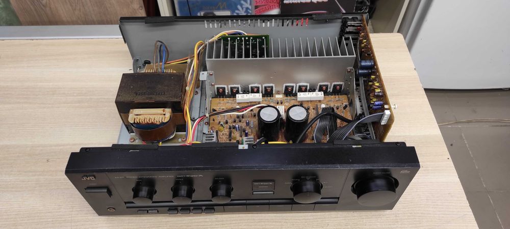 Усилитель JVC AX-511 (JAPAN ! ): 4 300 грн. - Підсилювачі / ресивери ...