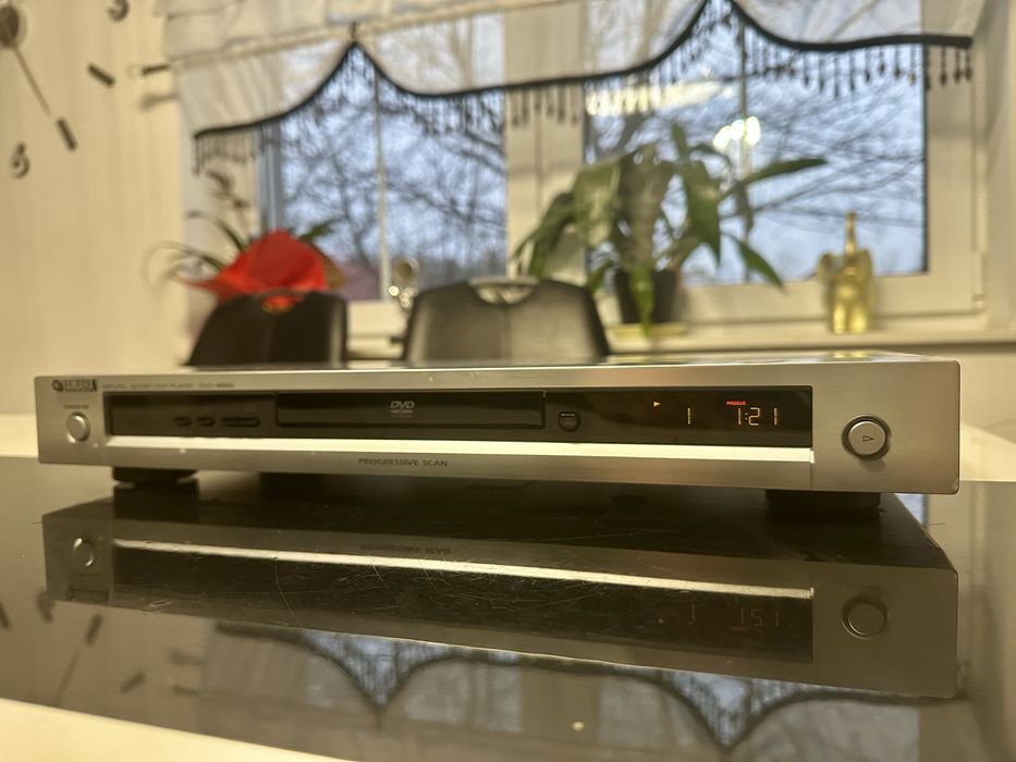 Yamaha odtwarzacz CD DVD-S559 srebrny Wyszków • OLX.pl