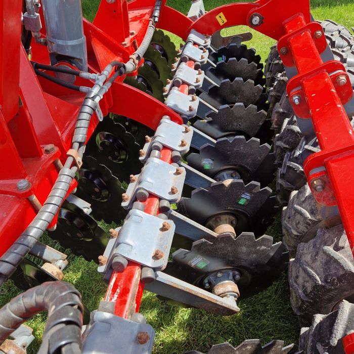 Agregat talerzówka bronata talerzowa Unia ares L Driver 3m Gilino • OLX.pl