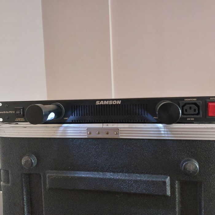 Samson Power Brite PB10-dystrybutor zasilania Legnica • OLX.pl