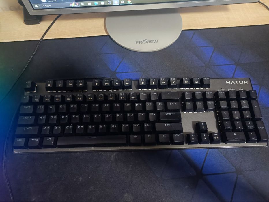 Hator starfall rainbow: 520 грн. - Периферійні пристрої Світле на Olx