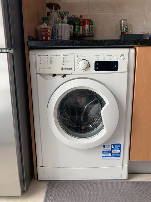 Máquina Indesit 7 kg em óptimo estado Alcântara • OLX.pt