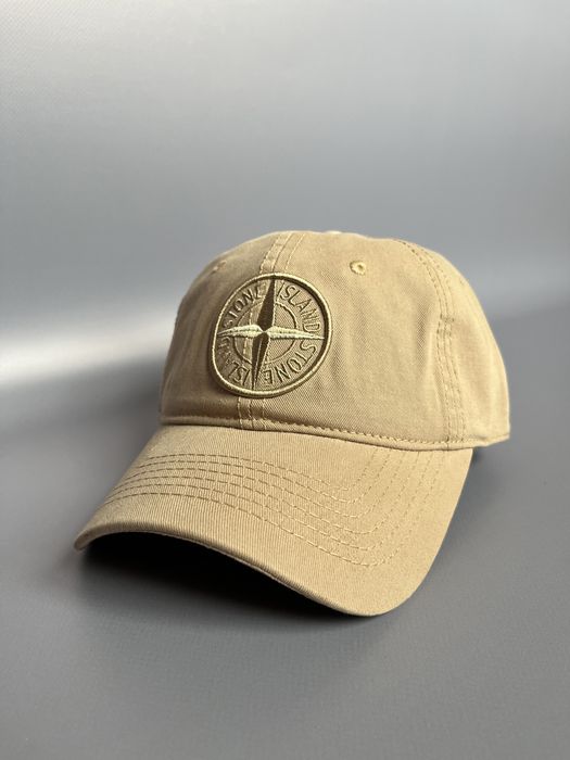 Кепка Stone Island One Size: 649 грн. - Бейсболки и кепки Вишневое на Olx