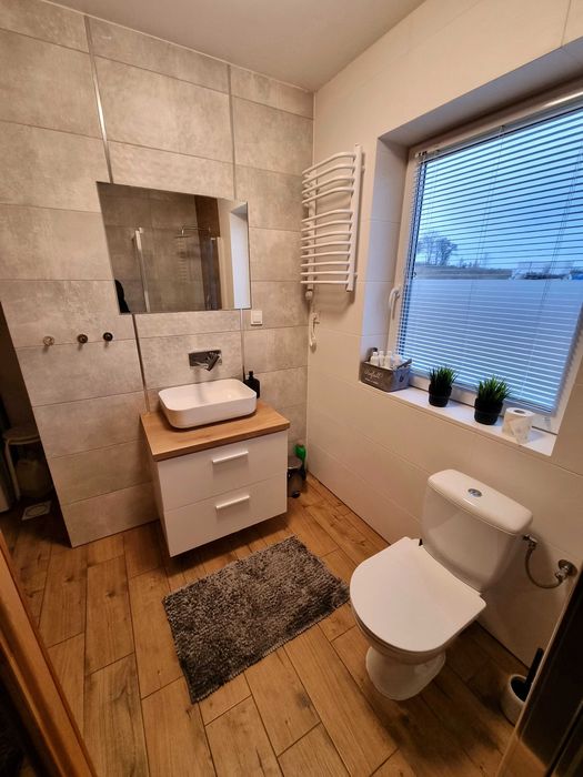 Domek całoroczny nad Jeziorem Mazury Giżycko Jacuzzi Spa Sauna Łódka ...