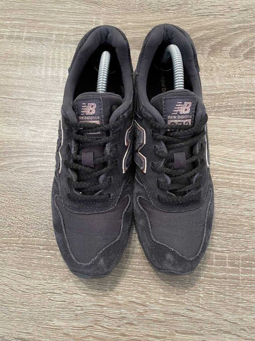 Жіночі кросівки New Balance 373 ОРИГІНАЛ розмір 38, 24,5 см, ню беленс ...