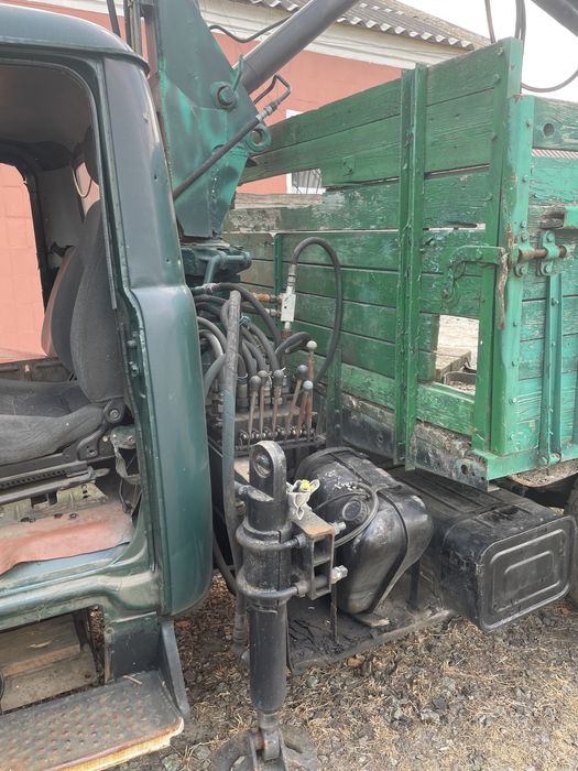 Зил 130 маніпулятор: 4 900 $ - Вантажні автомобілі Семенівка на Olx