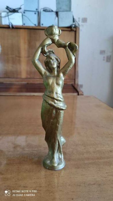 Винтажная статуэтка девушка с вазой времён СССР 600 грн Колекціонування Харків на Olx