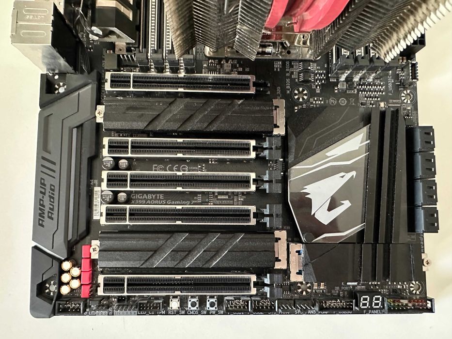 Комплект Gigabyte X399 Aorus Gaming 7 AMD Ryzen Threadripper 1950X: 13 ...