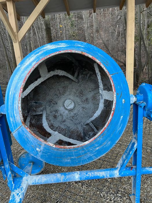 Betoniarka Agro-Wikt BWA 200/230W Zakopane • OLX.pl