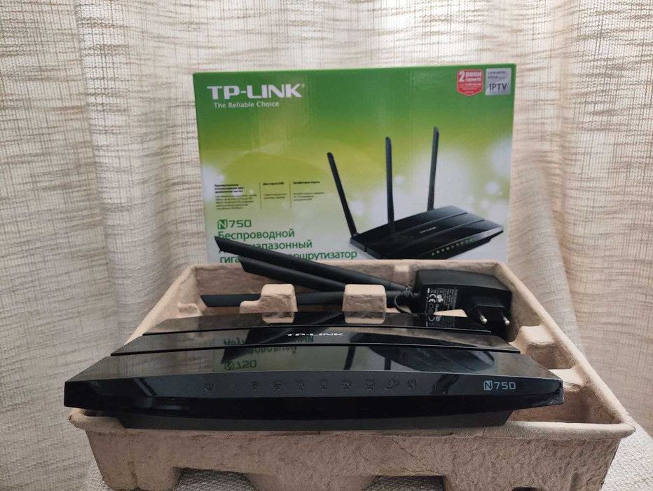 Роутер Wi-fi TP-LINK N750 (TL-WDR4300): 650 грн. - Периферійні пристрої ...
