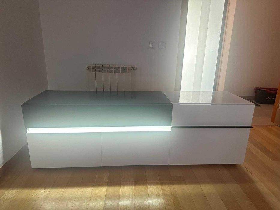 Móvel de TV moderno e funcional Tavarede • OLX.pt