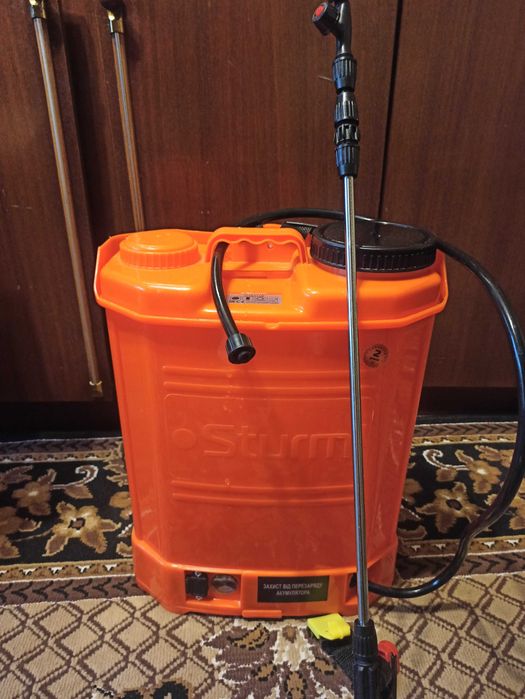 Продам опрыскиватель аккумуляторный Sturm GS8216B на 16л: 1 021 грн ...