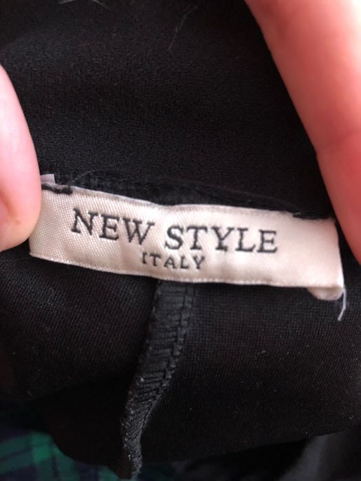 Продам штани кльош жіночі 200 грн Брюки кльош Іршава на Olx