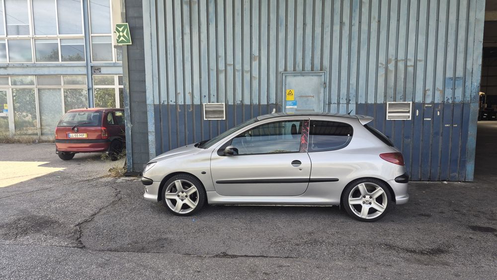 Peugeot 206 HDI 2.0 Falagueira-Venda Nova • OLX.pt