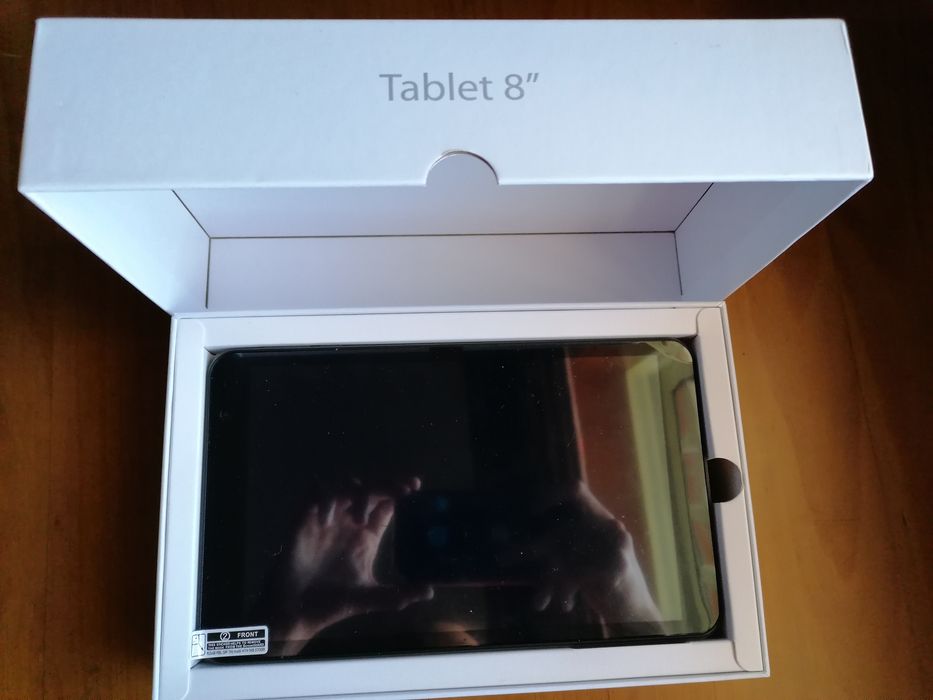 Tablet 8" Novo c/caixa Aradas • OLX Portugal