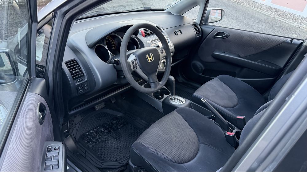 HONDA JAZZ 1.3 GASOLINA APENAS 118.000 KMS CAIXA AUTOMATICA Cascais E Estoril • OLX.pt