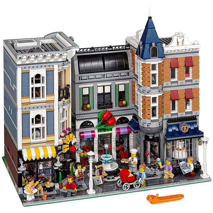 LEGO Creator Expert - Assembly Square - 10255 Moscavide E Portela • OLX ...