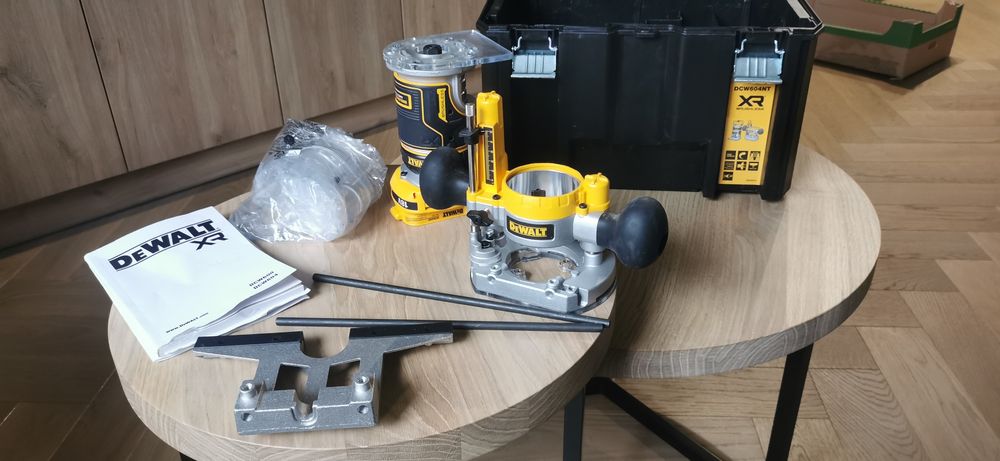 Frezarka dewalt dcw604 zestaw Tarnów • OLX.pl
