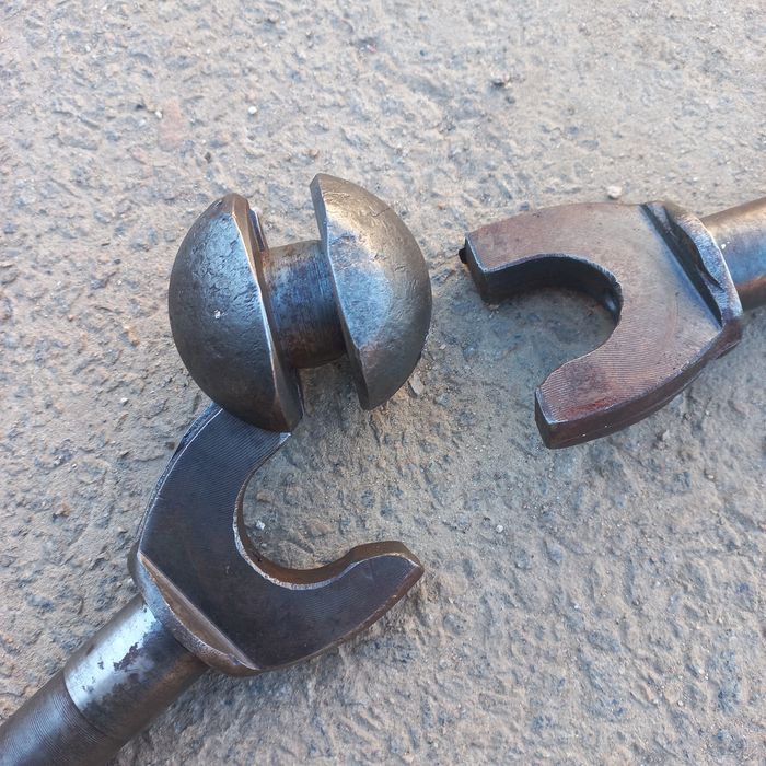 Напіввісь полуось уаз 452 469 довга на шрузу: 3 000 грн. - Приводні вали Мильці на Olx