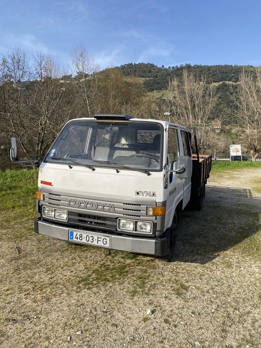 Toyota Dyna 250 - 7 lugares Resende • OLX Portugal