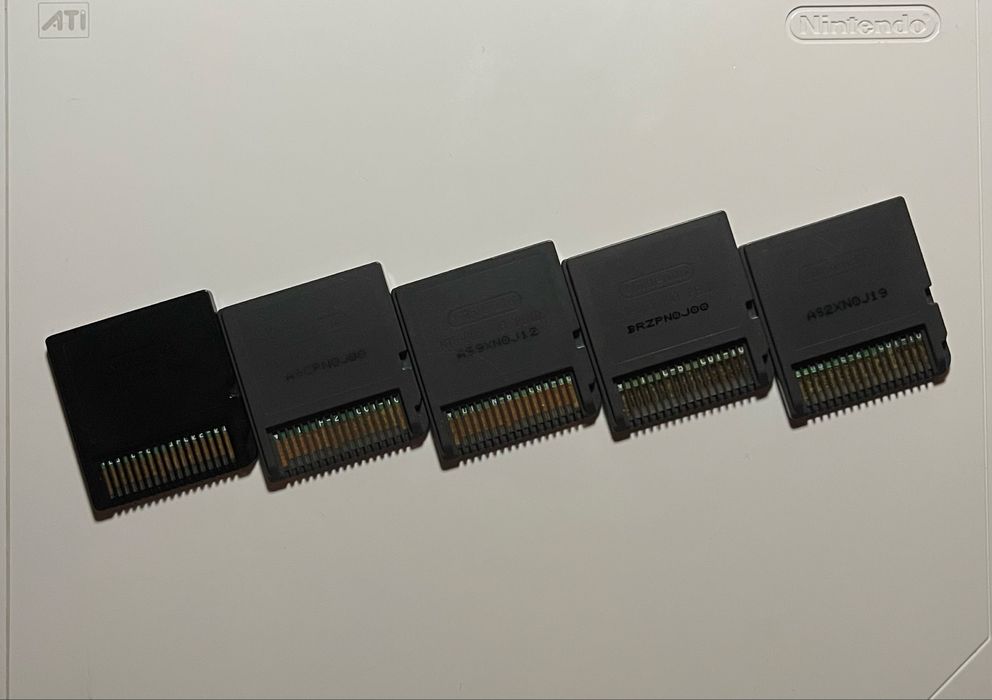 Nintendo DS ігри - Pokémon White, Sonic Rush. (всі пʼять оригінали ...