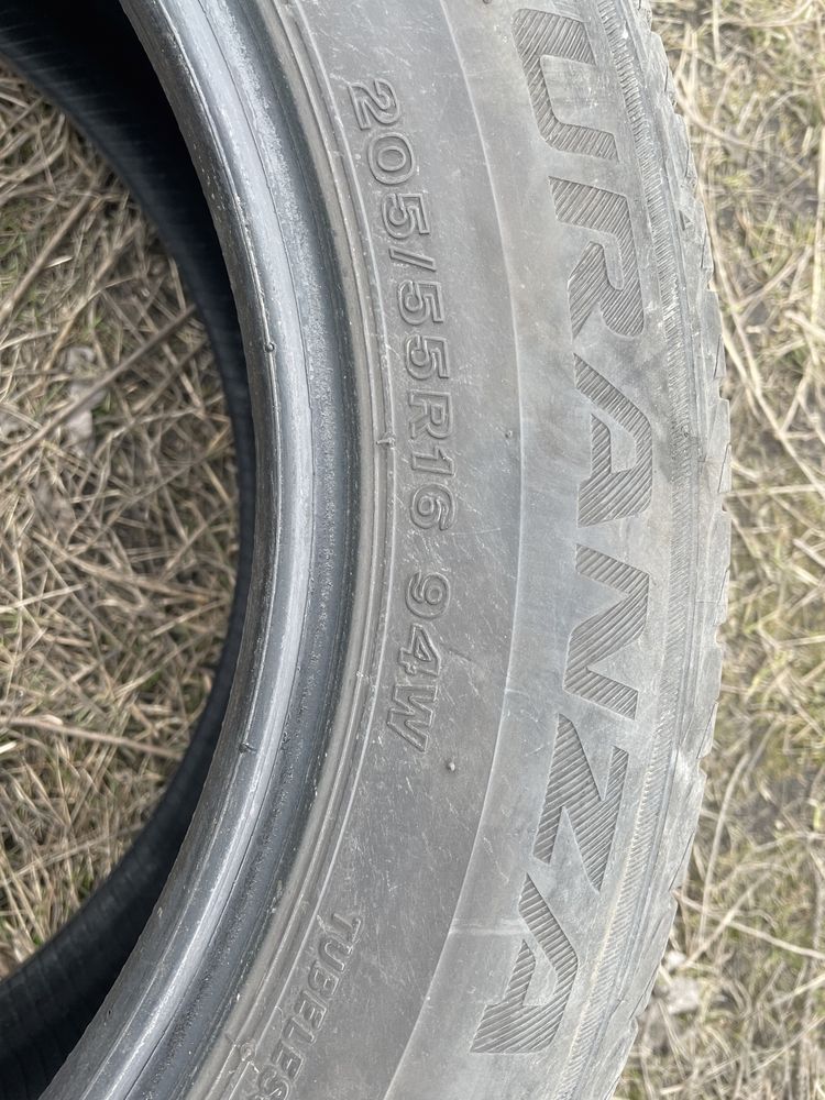 Літні шини Bridgestone 205/55 R16: 1 000 грн. - Автошини Добропілля на Olx