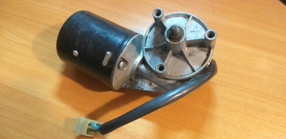 Моторедуктор, бачок омыв., трапеция ВАЗ 2101, 2108-2115,УАЗ,ГАЗ: 850 ...
